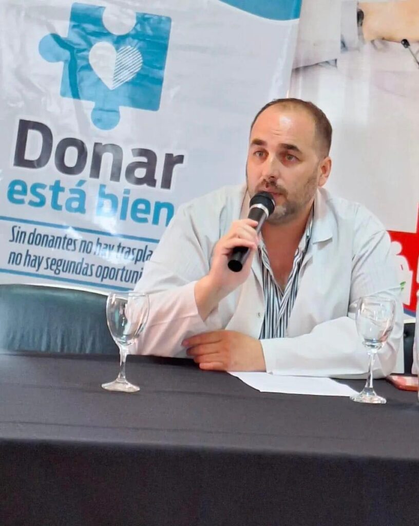 Doctor Gabriel Goitea: “Piensen como quieren ver a su hijo en el futuro ...